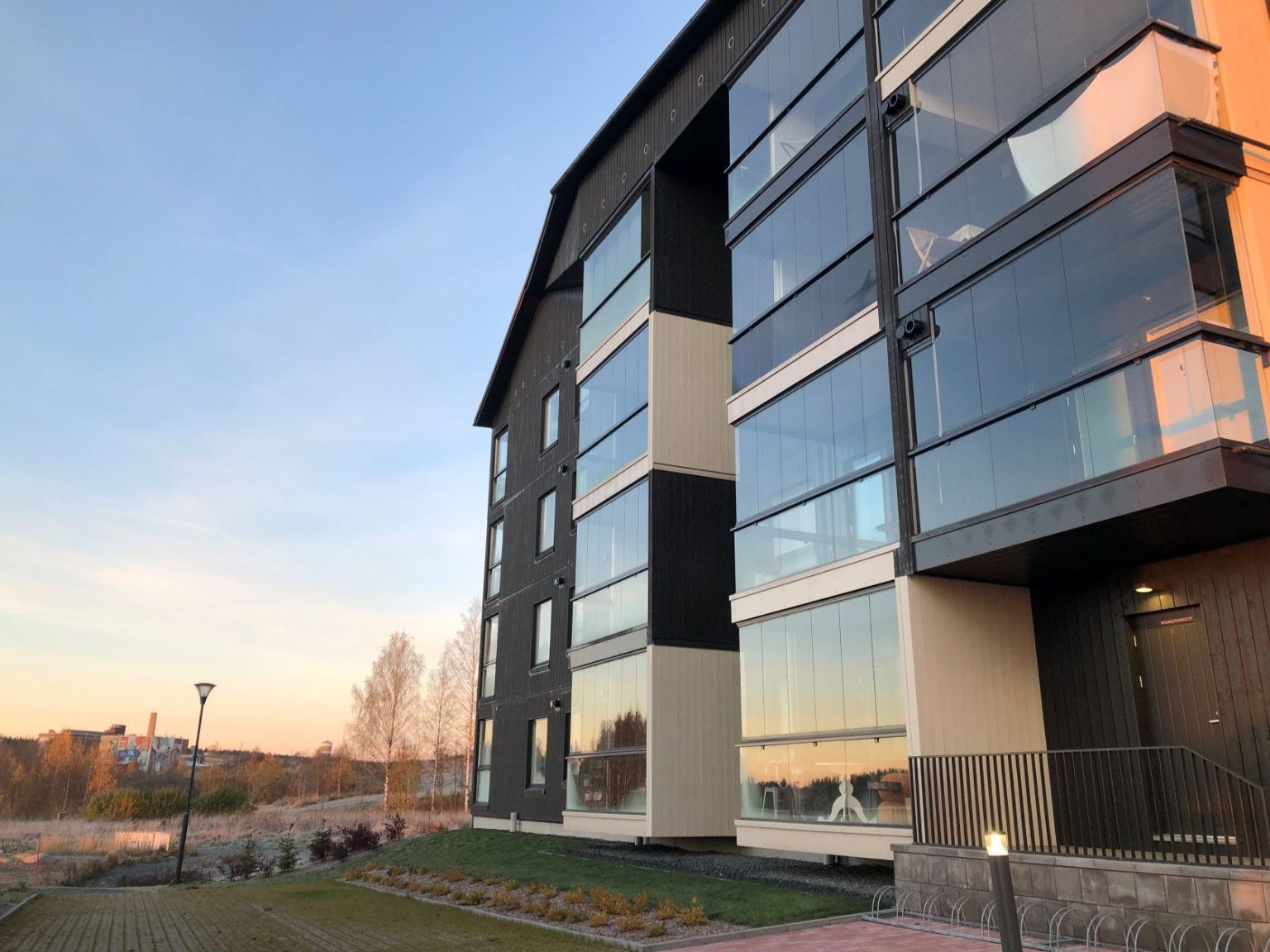 YIT Puurakenteiset suurelementit ja esivalmistetut tuotteet - Puuinfo